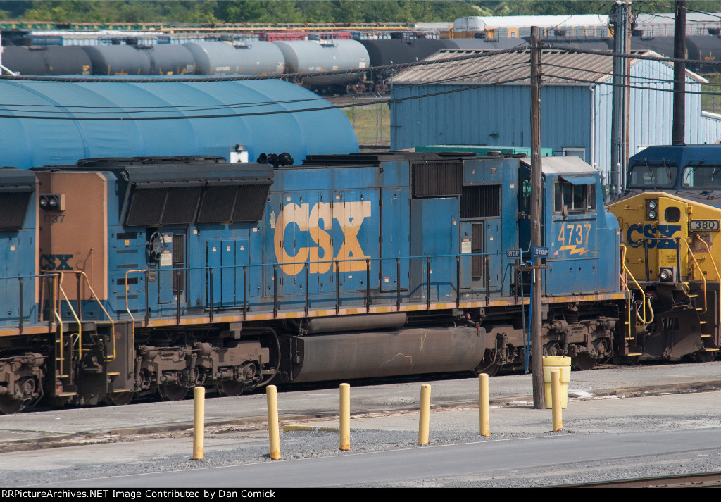 CSX 4737